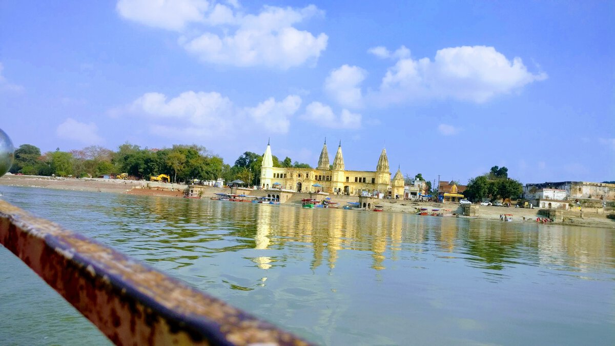 How to Reach Ayodhya: By Air, Flight & Road - Club Mahindra