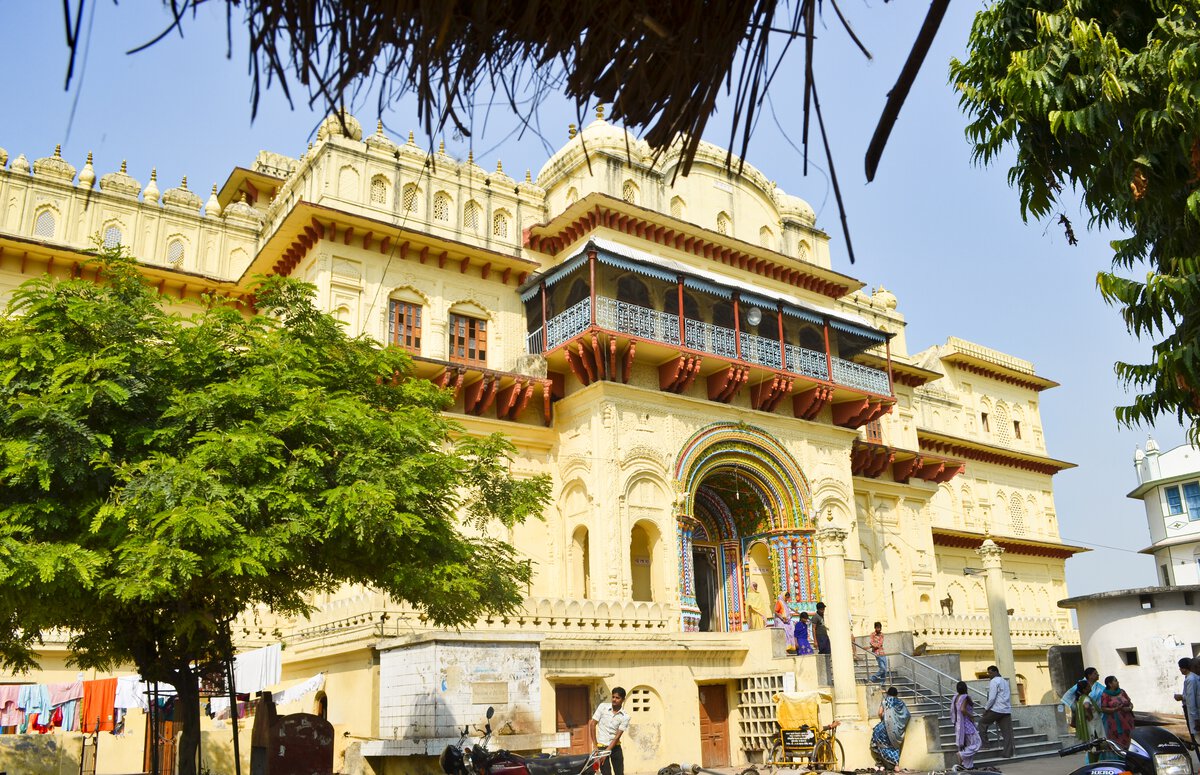 How to Reach Ayodhya: By Air, Flight & Road - Club Mahindra