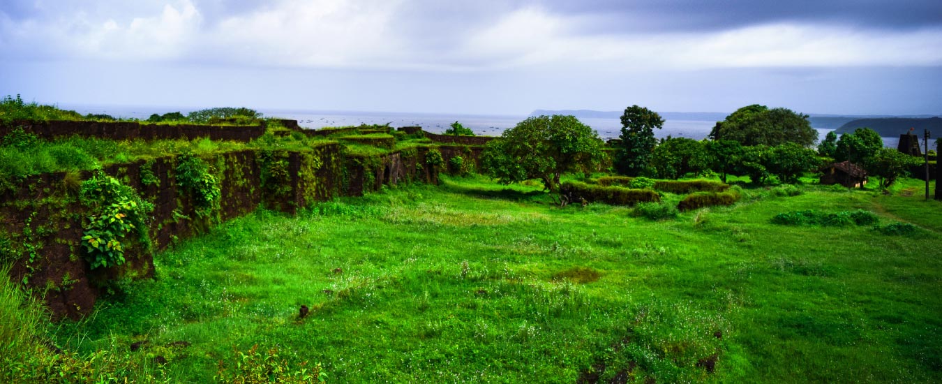Visit Jaigad Fort With Your Family