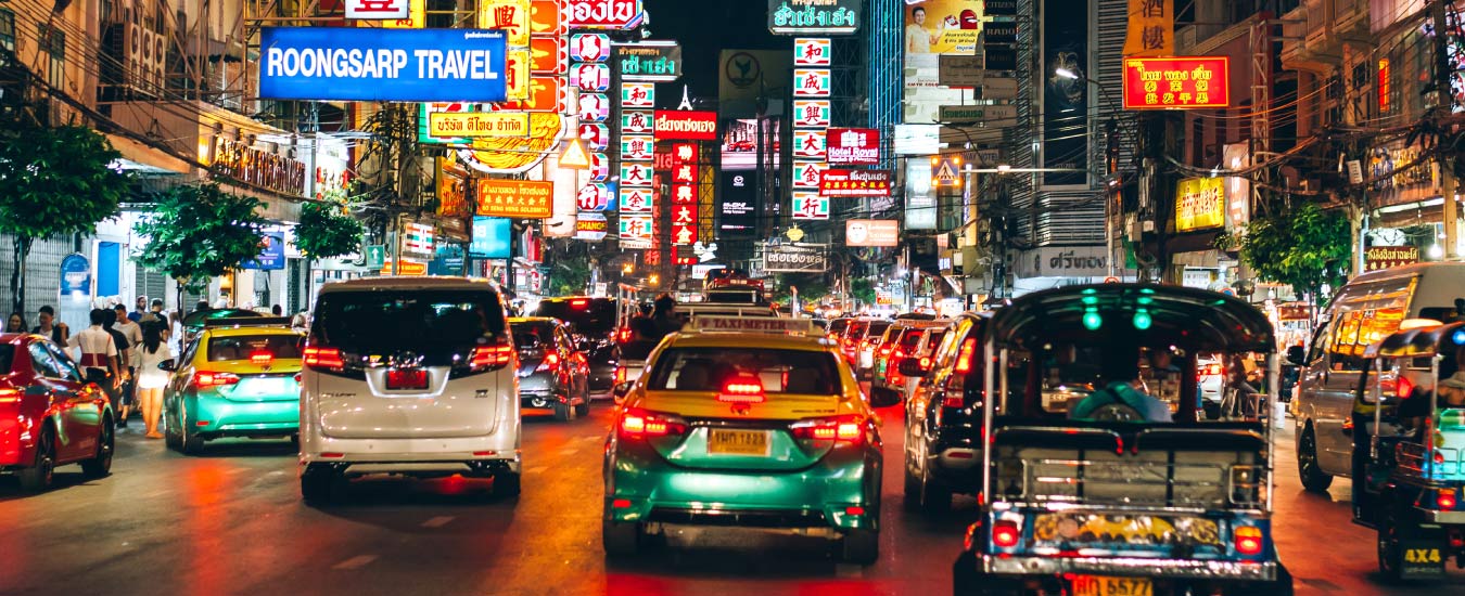 Experience Nightlife Sukhumvit Soi with Your Family